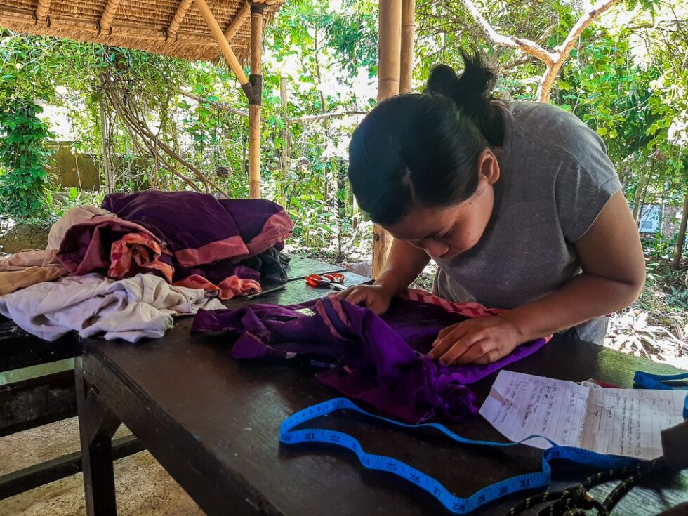Upcycling textile waste with Lia | ZeroWaste Center
